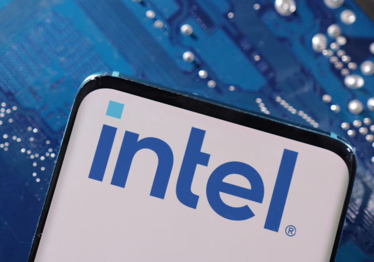 Intel’s Chipmaking Future Hinges on Securing Key Customers for Next-Gen ...